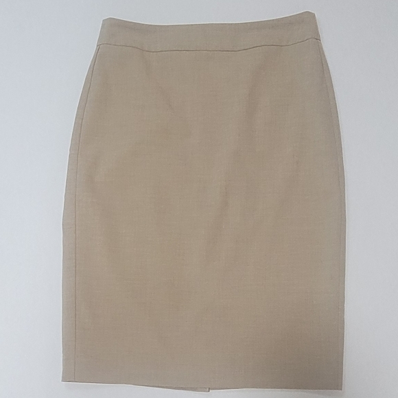 Ann Taylor | Skirts | Ann Taylor Tan Pencil Skirt Size For Office ...